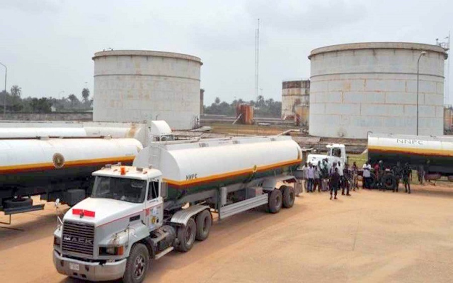 Major oil marketers explain reasons for lingering fuel scarcity, long queues at filling stations ...